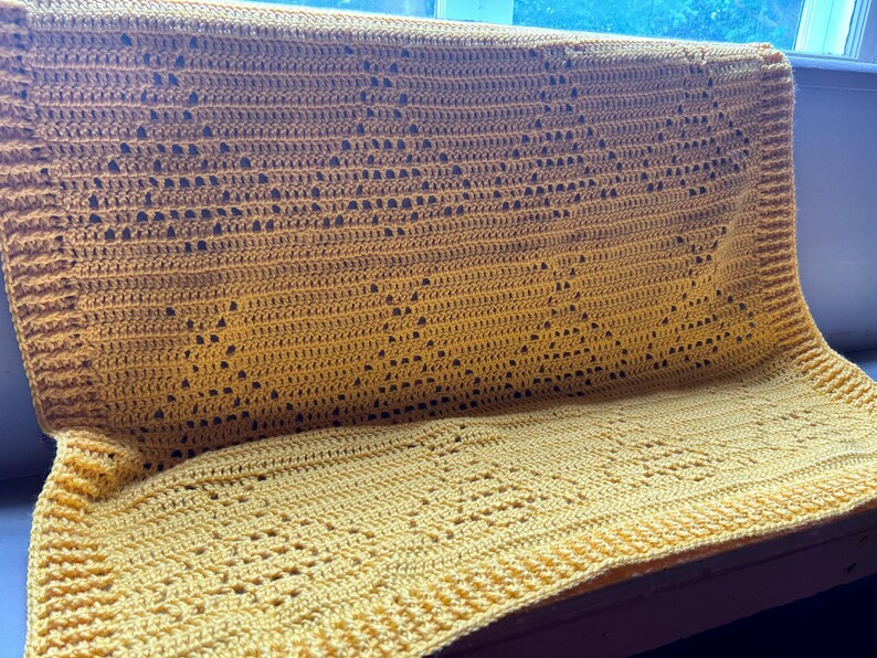 Filet Crochet Baby Bee Blanket With Bee Buddy - Etsy