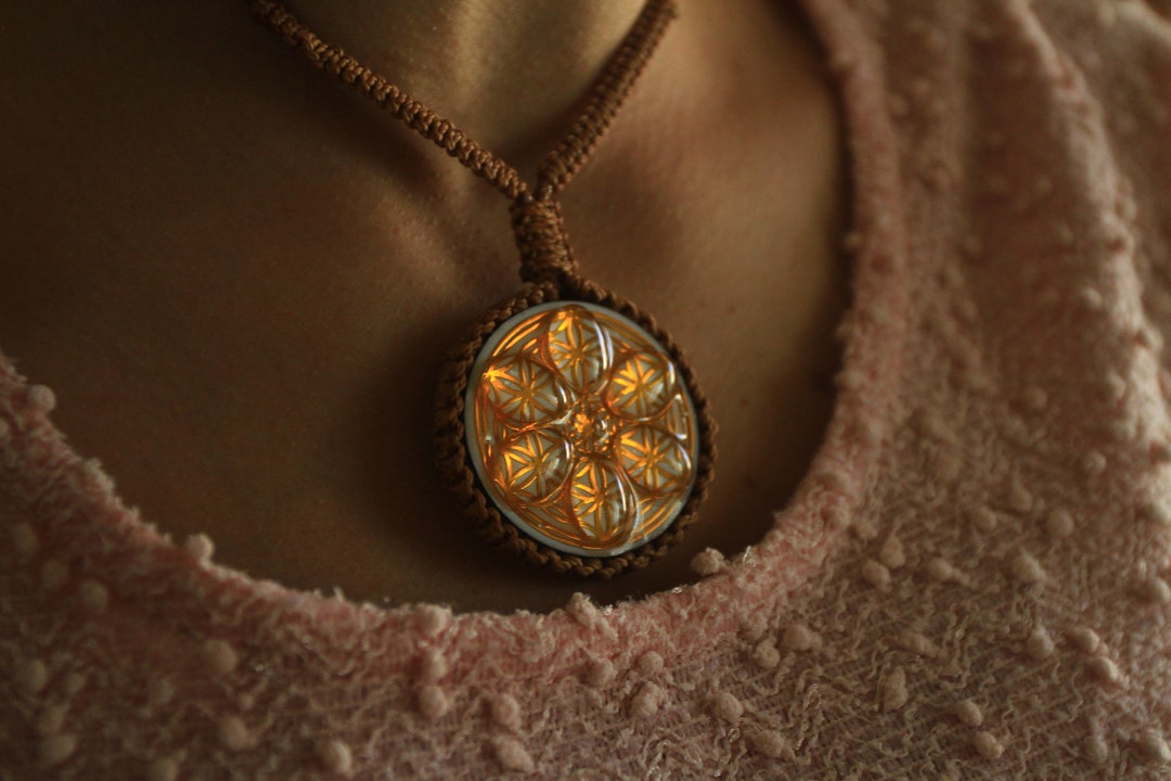 Orgonite Golden Flower of Life Pendant unique Orgonite - Etsy