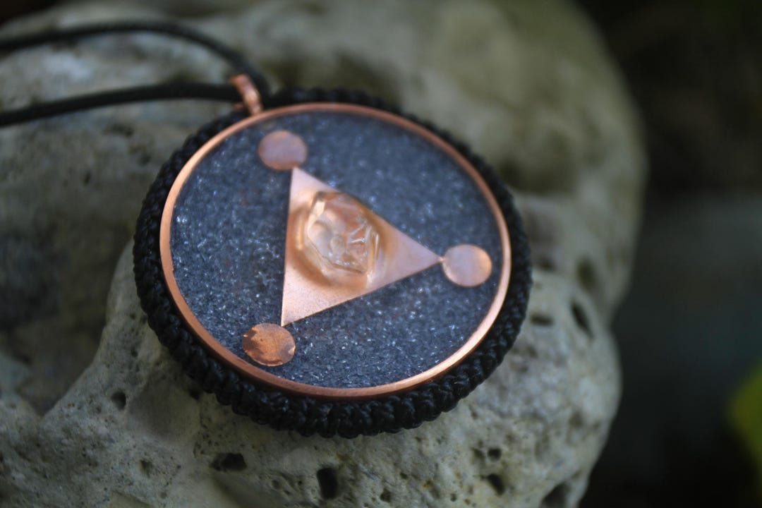 Orgonite Pendant |self Empowerment | Hermetic Pendant | EMF Protection ...