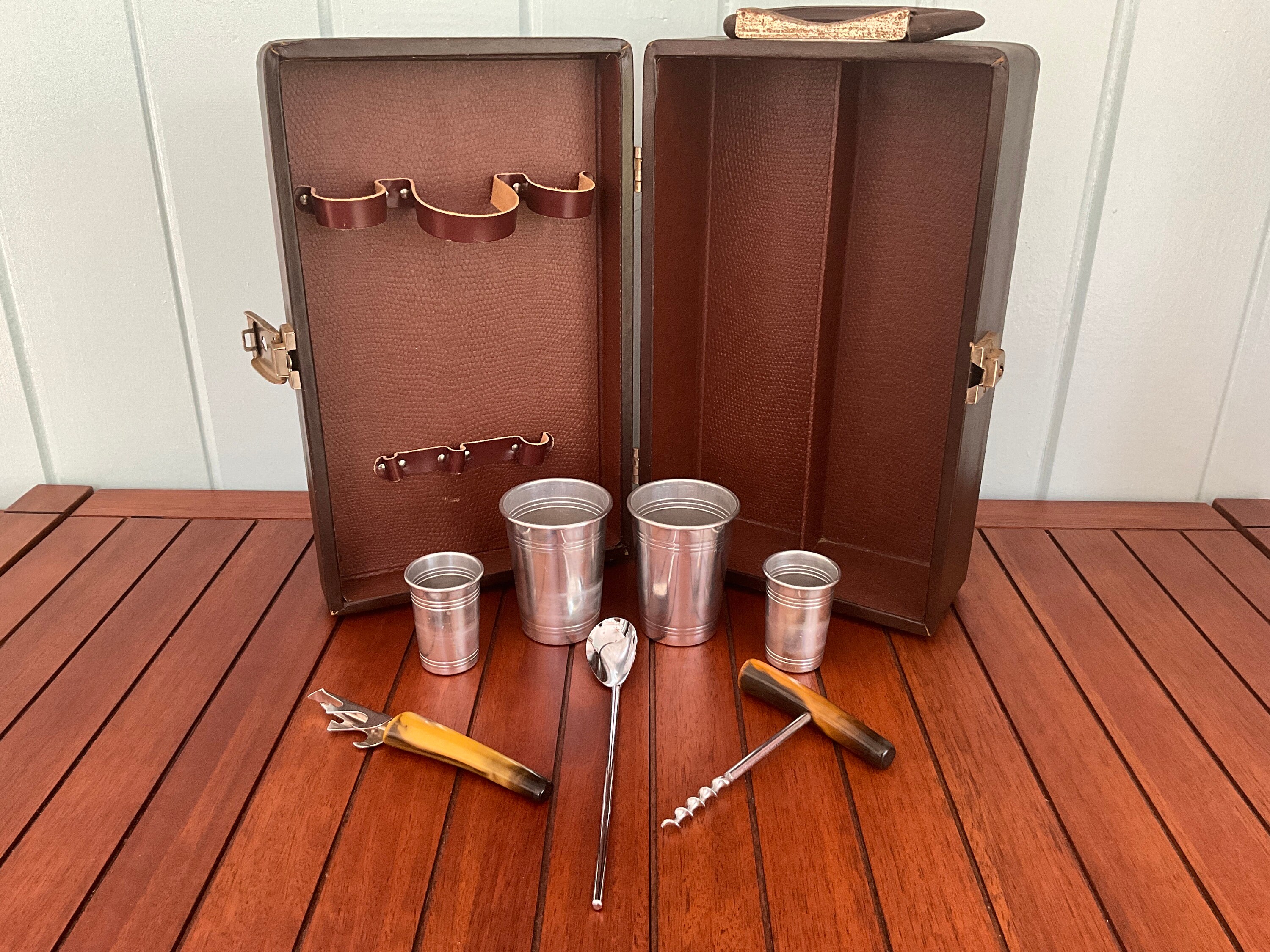 Antique travel bar set | Insiderpuj.com