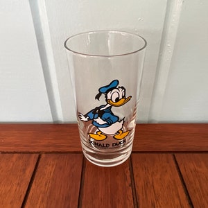 Vintage Disney Souvenir Glass - Donald Duck, Goofy, Mickey Mouse ...