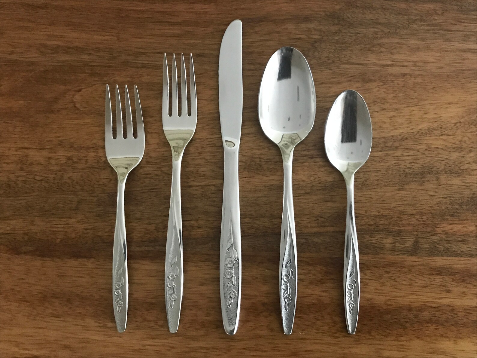 One Superior Stainless Silverware / Flatware Replacement Pieces Radiant ...