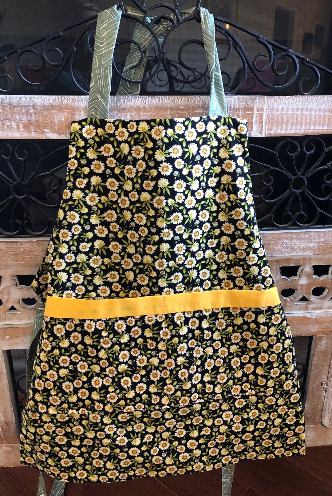 Little Girl's Apron, Cooing W/ Kids, Child's Cooking Apron, Girl's ...