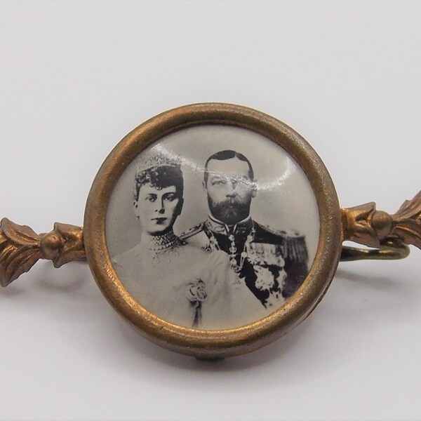 Queen Alexandra - Etsy