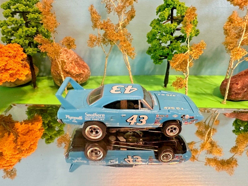 Custom Slot Car, Richard Petty, Legendary 1970 Plymouth Superbird GRR ...