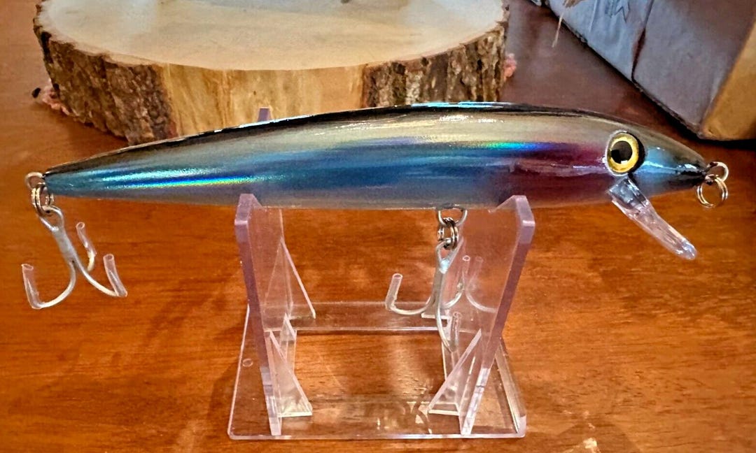 Muskie, Muskellunge, Musky 7.5 Crankbait Lures Dark Metallic Blue ...