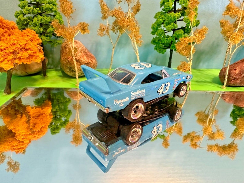 Custom Slot Car, Richard Petty, Legendary 1970 Plymouth Superbird GRR ...