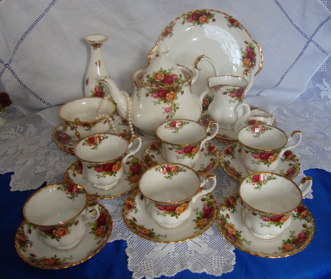Royal Albert Old Country Roses Tea Set Exquisite A Must for Memorable ...