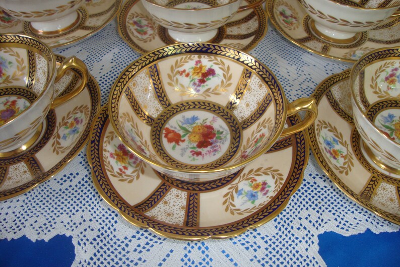 SOLD Antique Paragon Tea Set Made for Queen Mary by PARAGON - Etsy UK