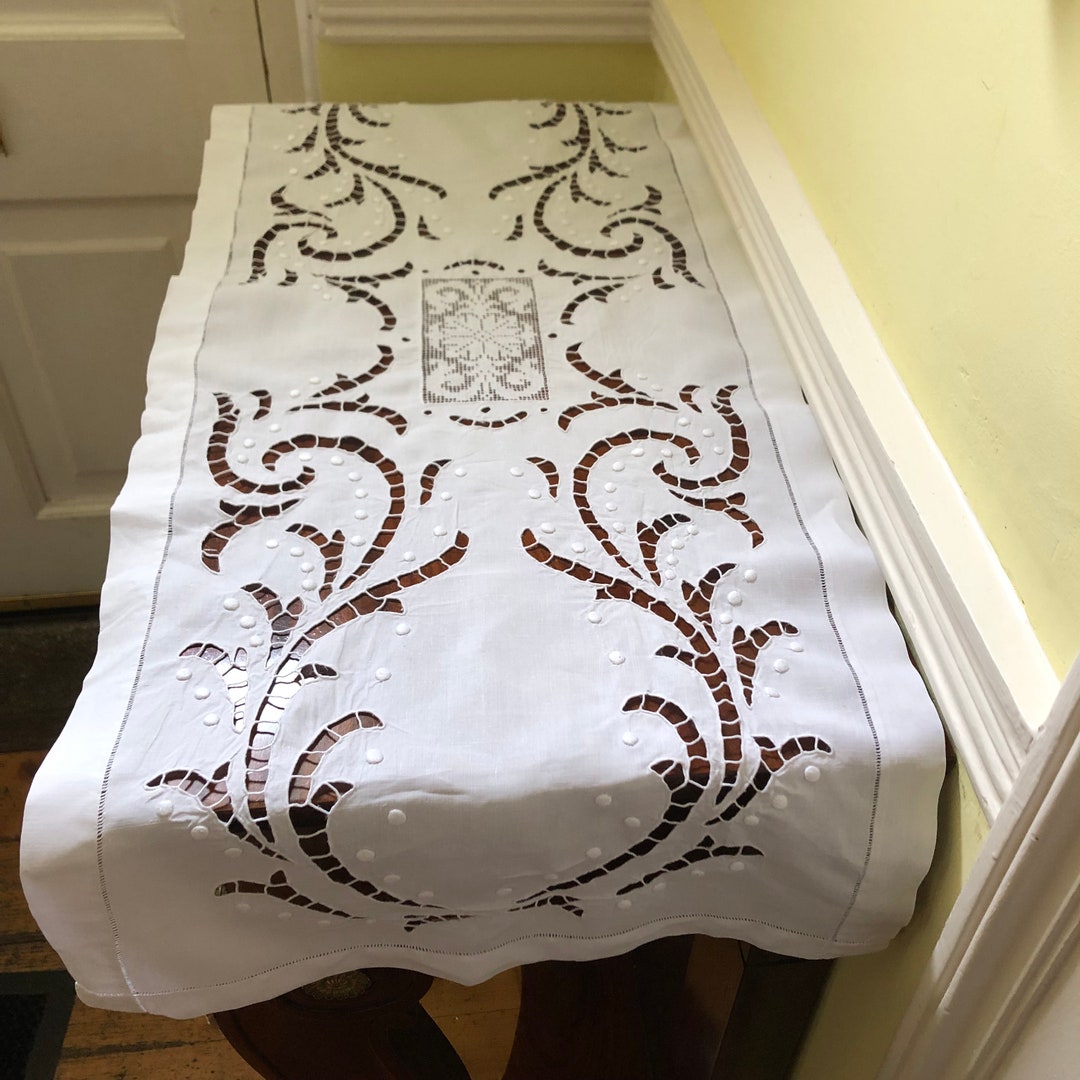 White Linen and Lace Table Runner/ Bureau Scarf, Table Topper, Dresser ...