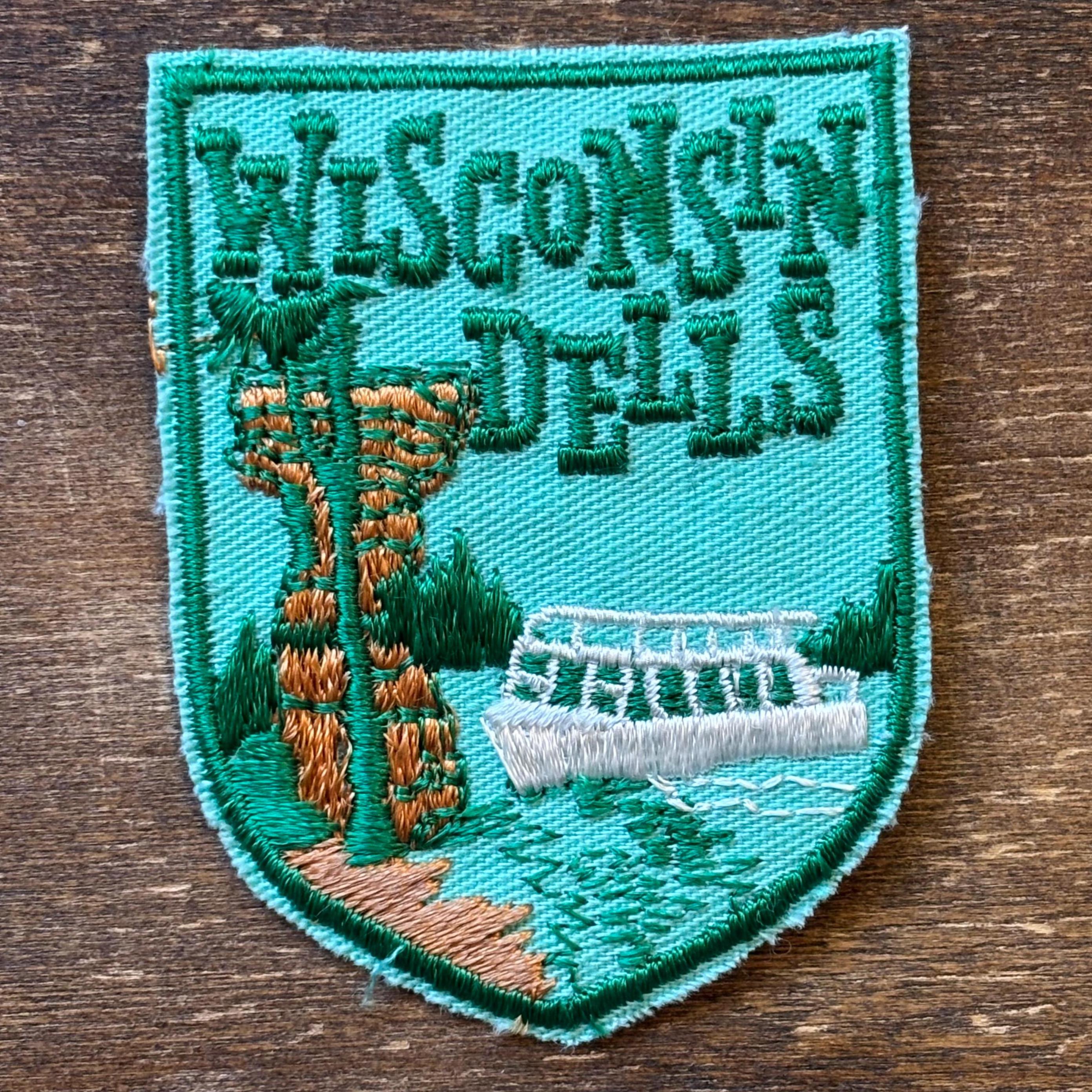 Wisconsin Dells Vintage Souvenir Travel Patch by Voyager - Etsy