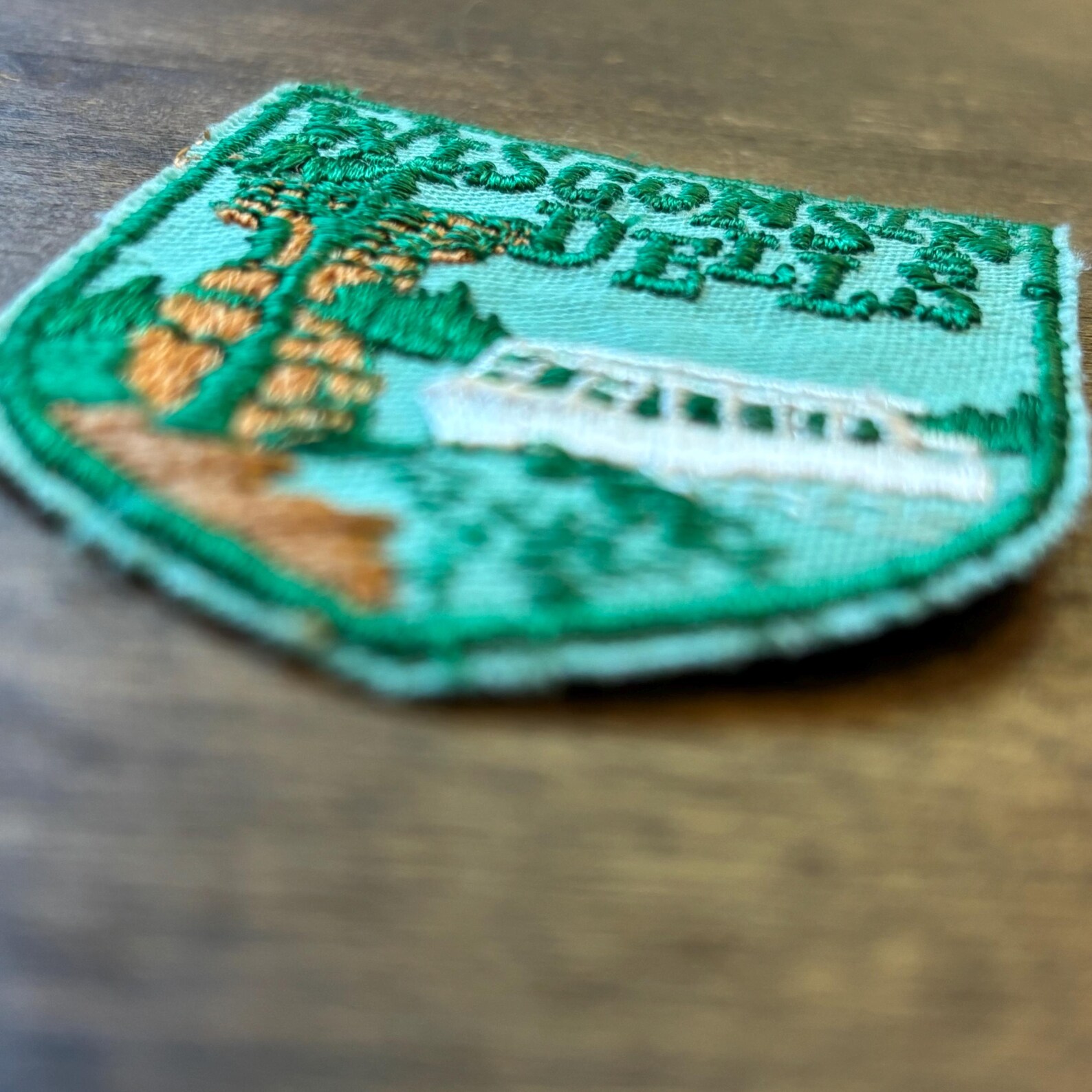 Wisconsin Dells Vintage Souvenir Travel Patch by Voyager - Etsy