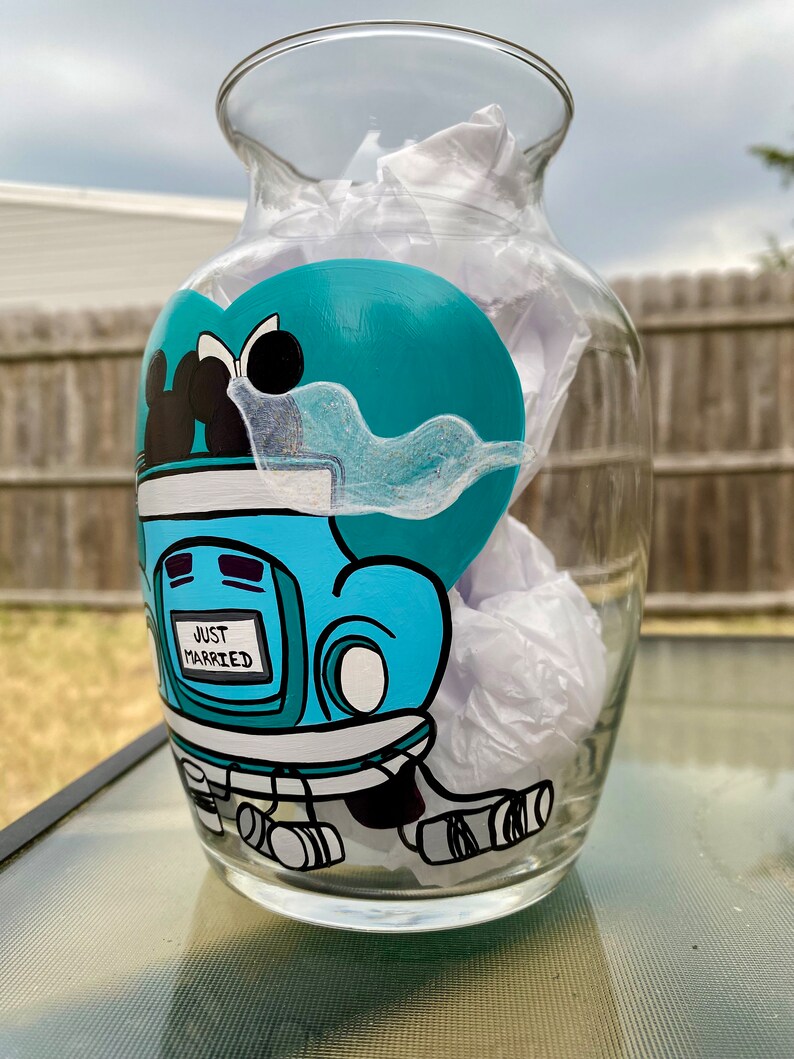Just Married Mickey and Minnie Inspired Glass Vase - Etsy
