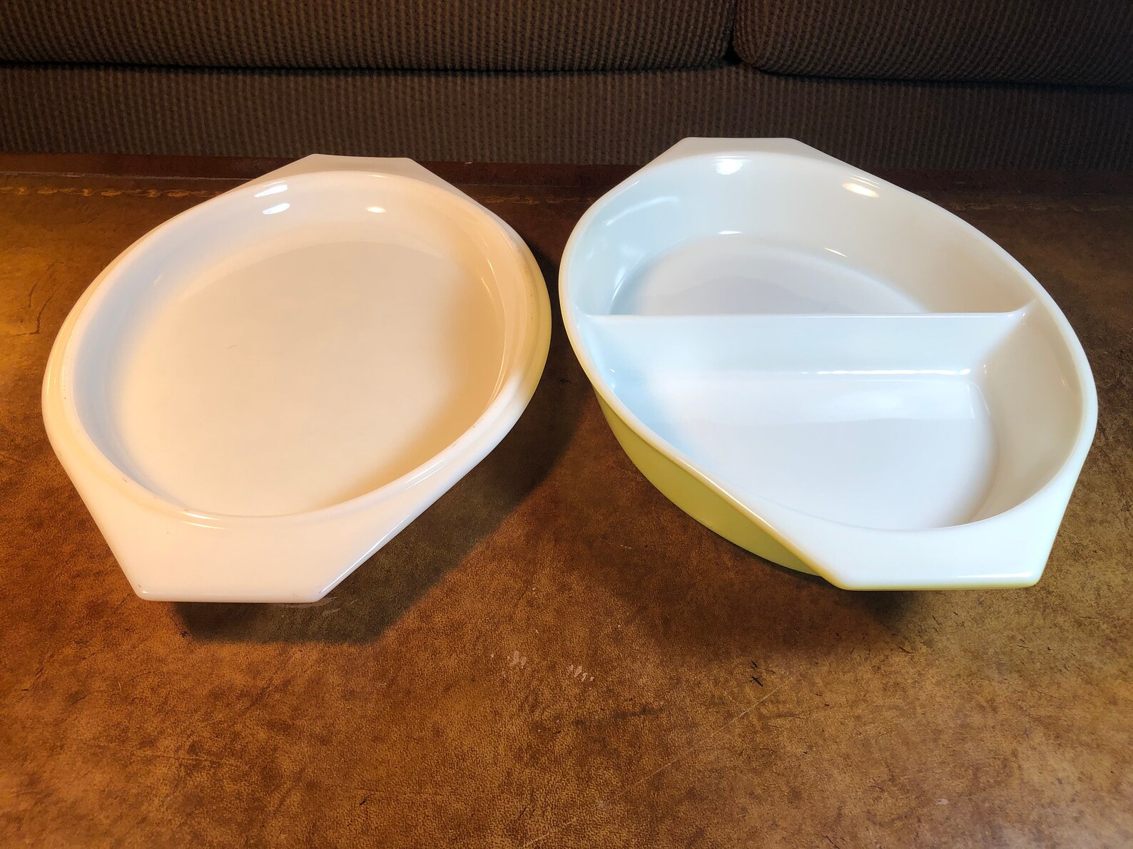 Pyrex Verde Green 12 Oval Covered Divided Vegetable Dish - Etsy