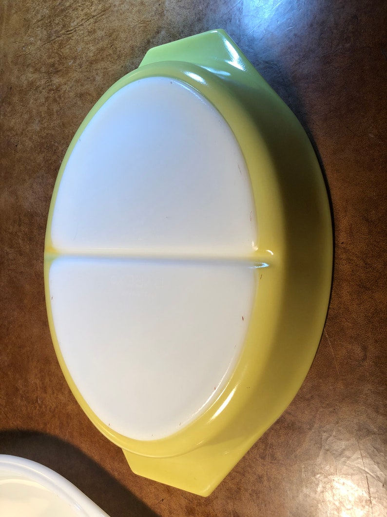 Pyrex Verde Green 12 Oval Covered Divided Vegetable Dish - Etsy