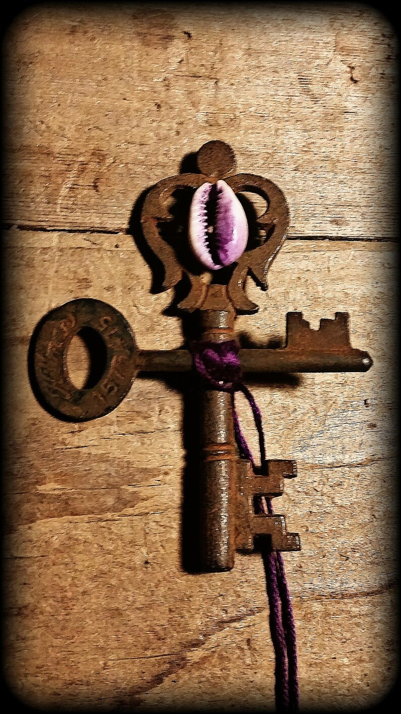 Skeleton Key Cross Amulet - Etsy