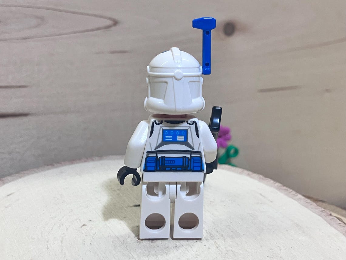 Star Wars Clone Trooper Officer 501st Legion – Genuine LEGO® Minifigure ...