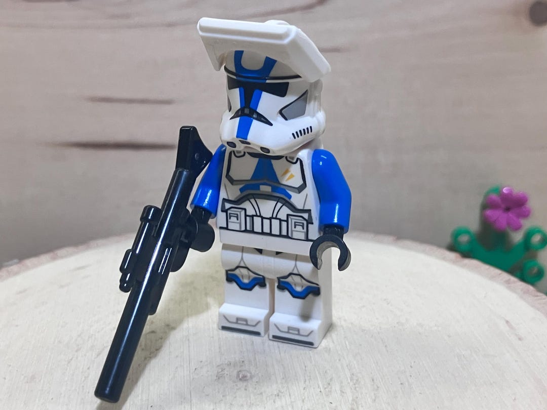 Star Wars Clone Trooper Specialist 501st Legion – Genuine LEGO ...