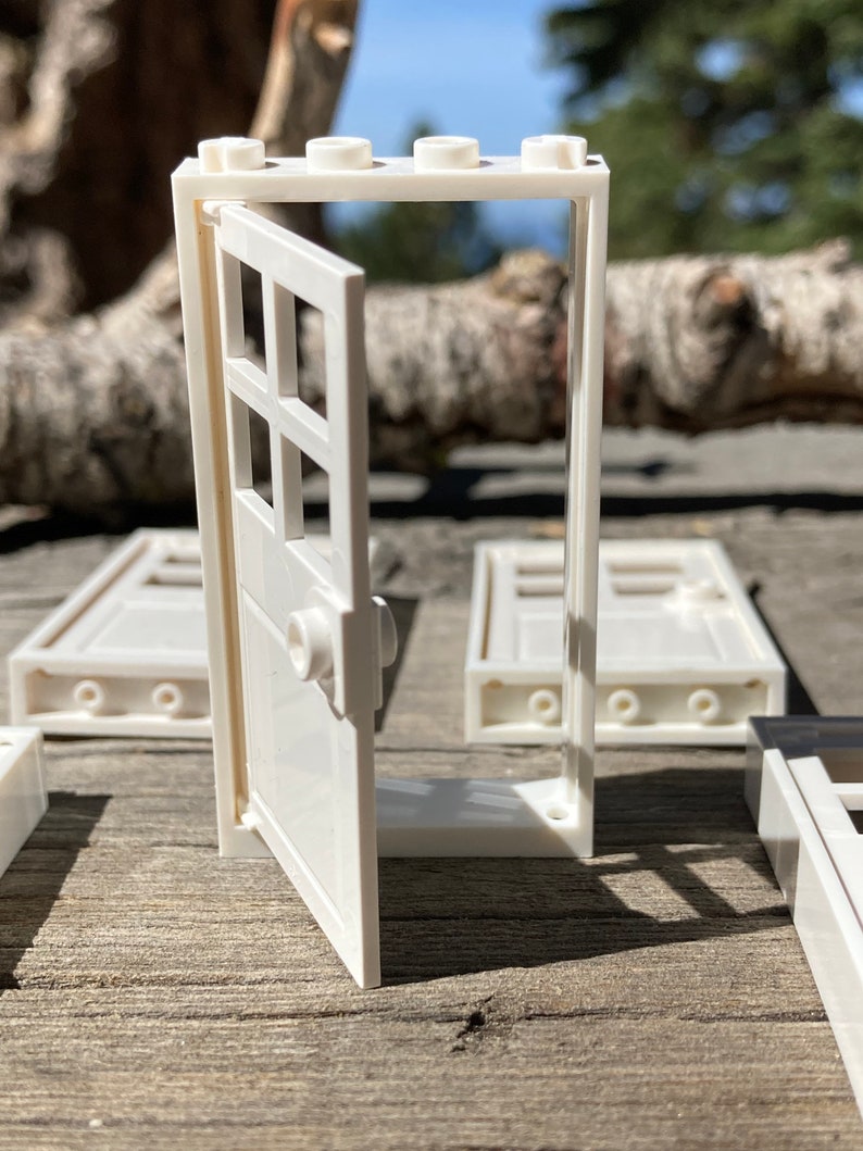 White Door Frame With White Door, Pack of 5 - Genuine LEGO® Architect ...