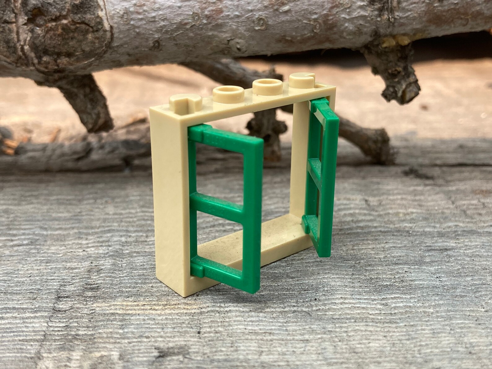 Tan Window Frame With Green Shutters, Pack of 5 - Genuine LEGO ...
