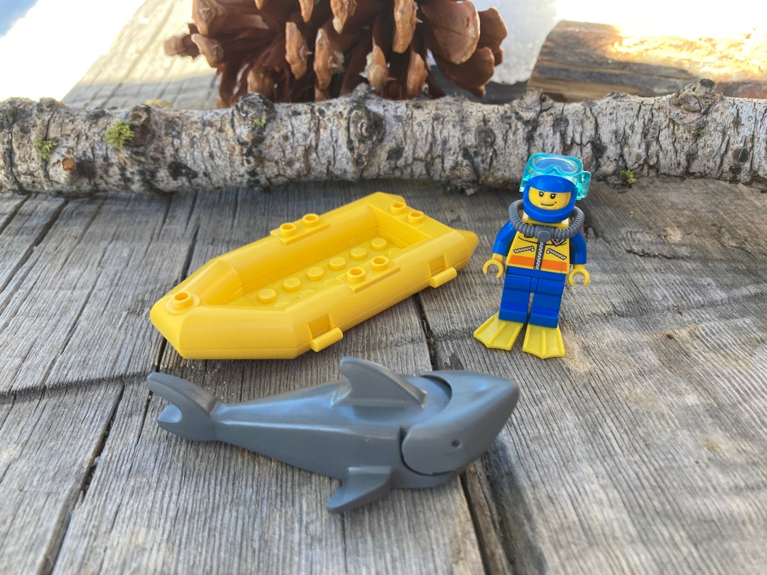 Diving Funpack With a Diver, Boat and Shark City, Classic Town LEGO® - Etsy