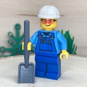 Roadwork Construction Worker With a Trusty Shovel - City: Construction ...