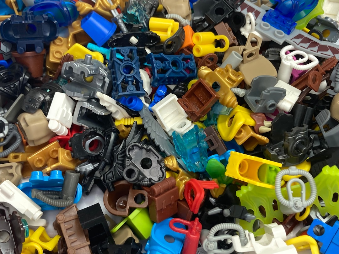 Minifigure Neck Pieces, 20 Pack – Genuine LEGO® Minifigure Parts - Etsy