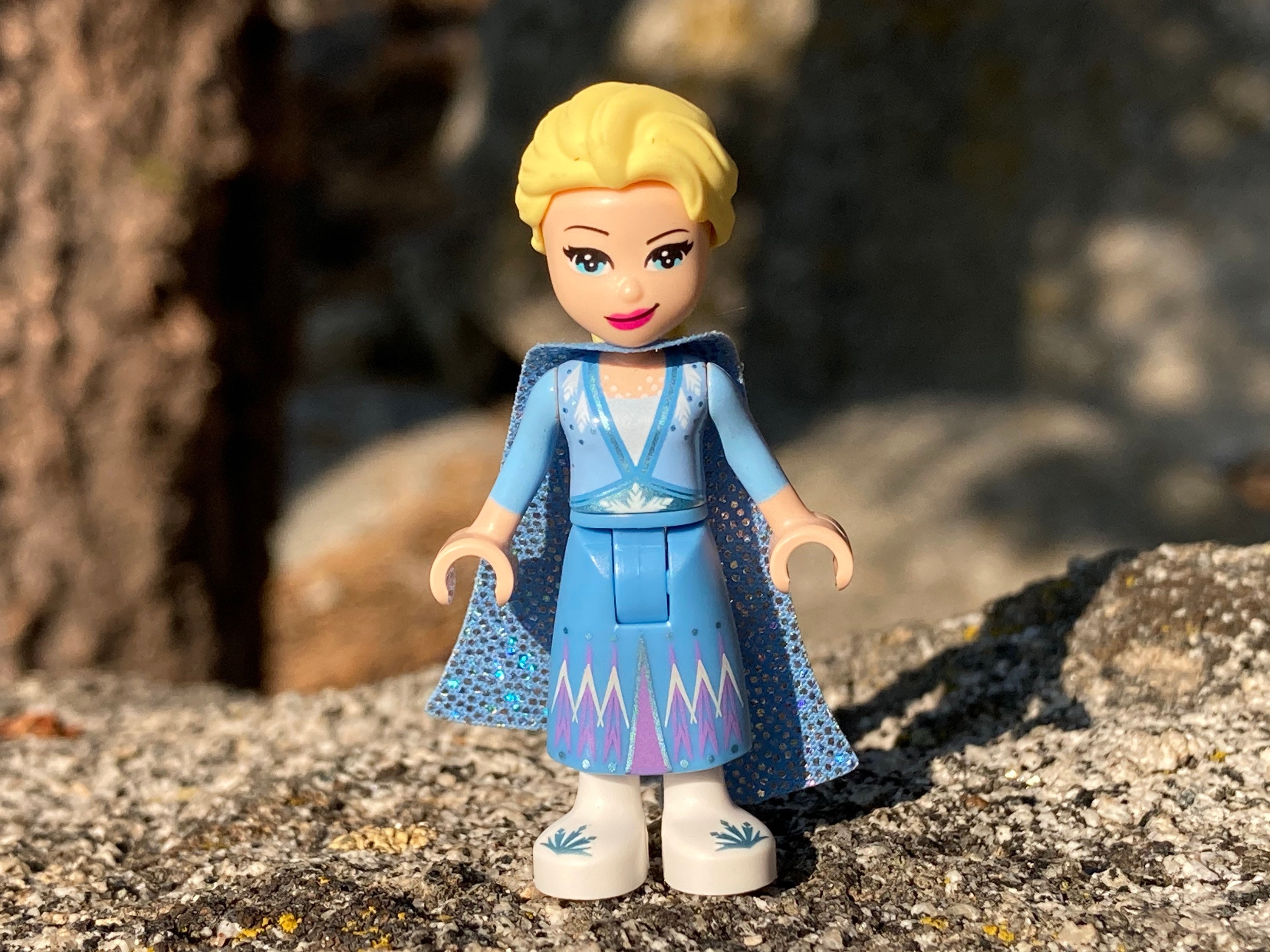 Toys & Games Elsa wearing a Lavender and Medium Lavender Dress Genuine ...