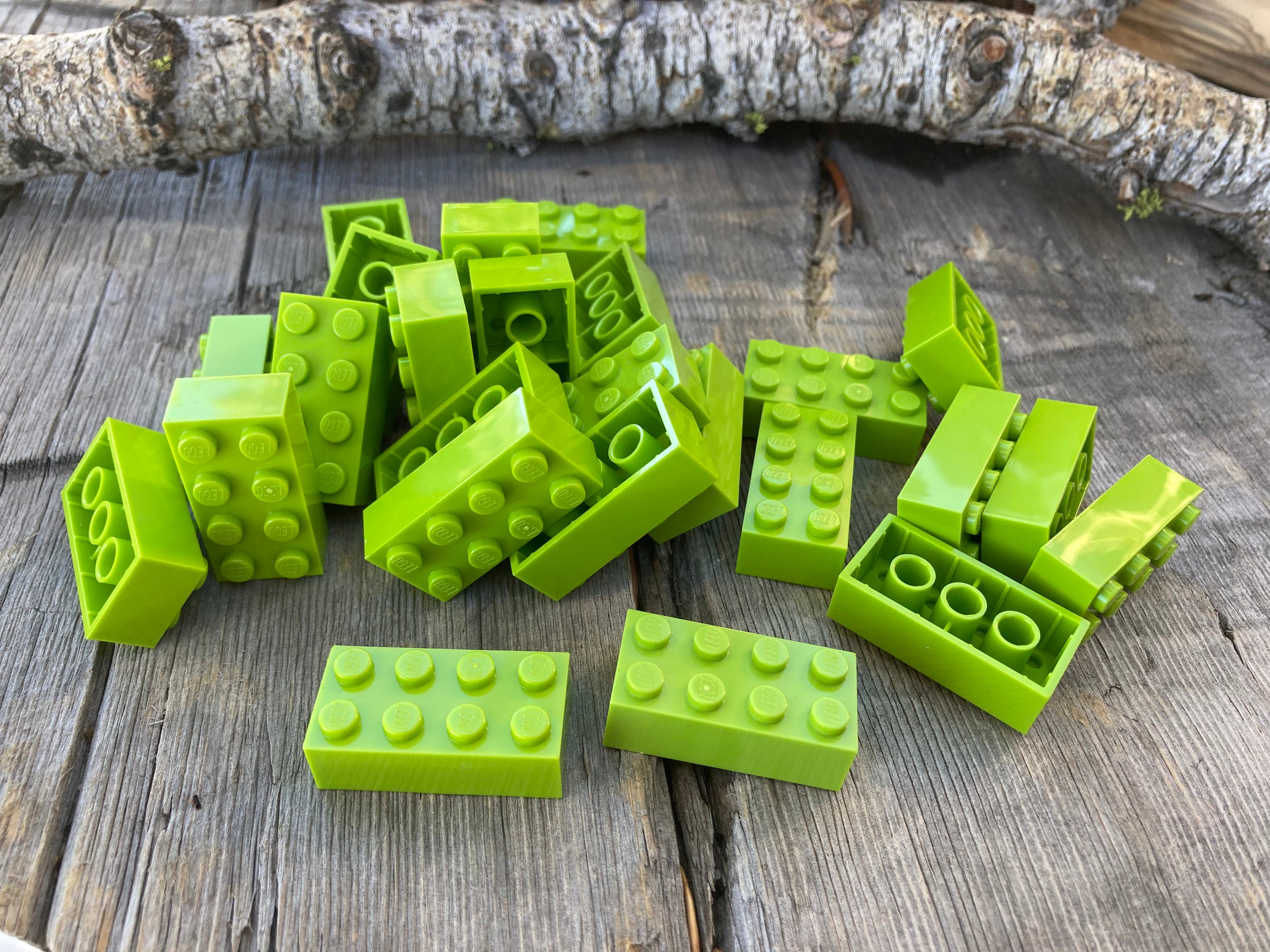 LEGO Bricks & Building Pieces 8 ~ 2x4 Lime Green Standard Plate Bricks ...
