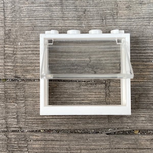 White Window Frame With Opening Glass Pane, Lot of 5 - Genuine LEGO ...