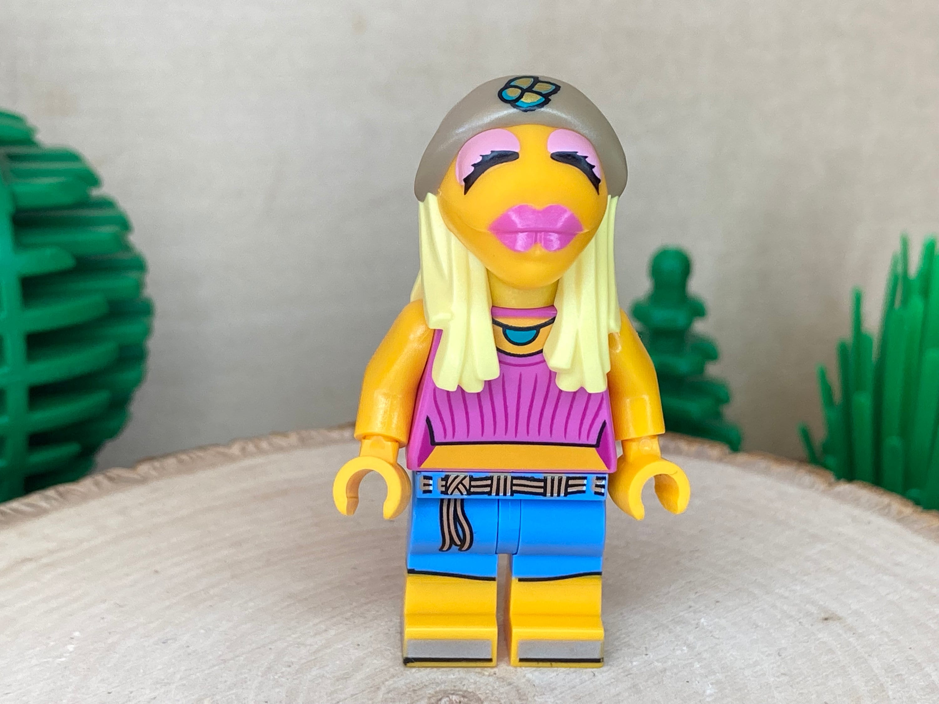 Janice - the Muppets Collectible Minifigures: Series 1, Genuine LEGO ...