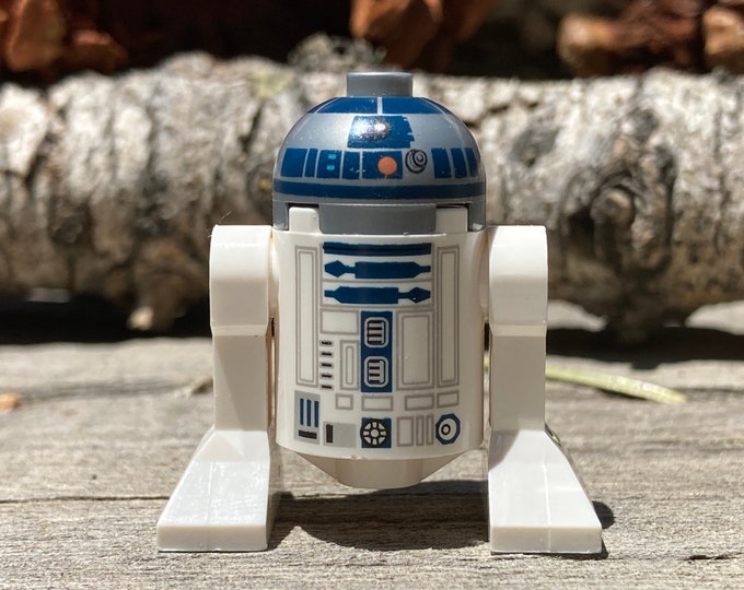 R2-D2, Astromech Droid With a Flat Silver Head Star Wars, Genuine LEGO ...