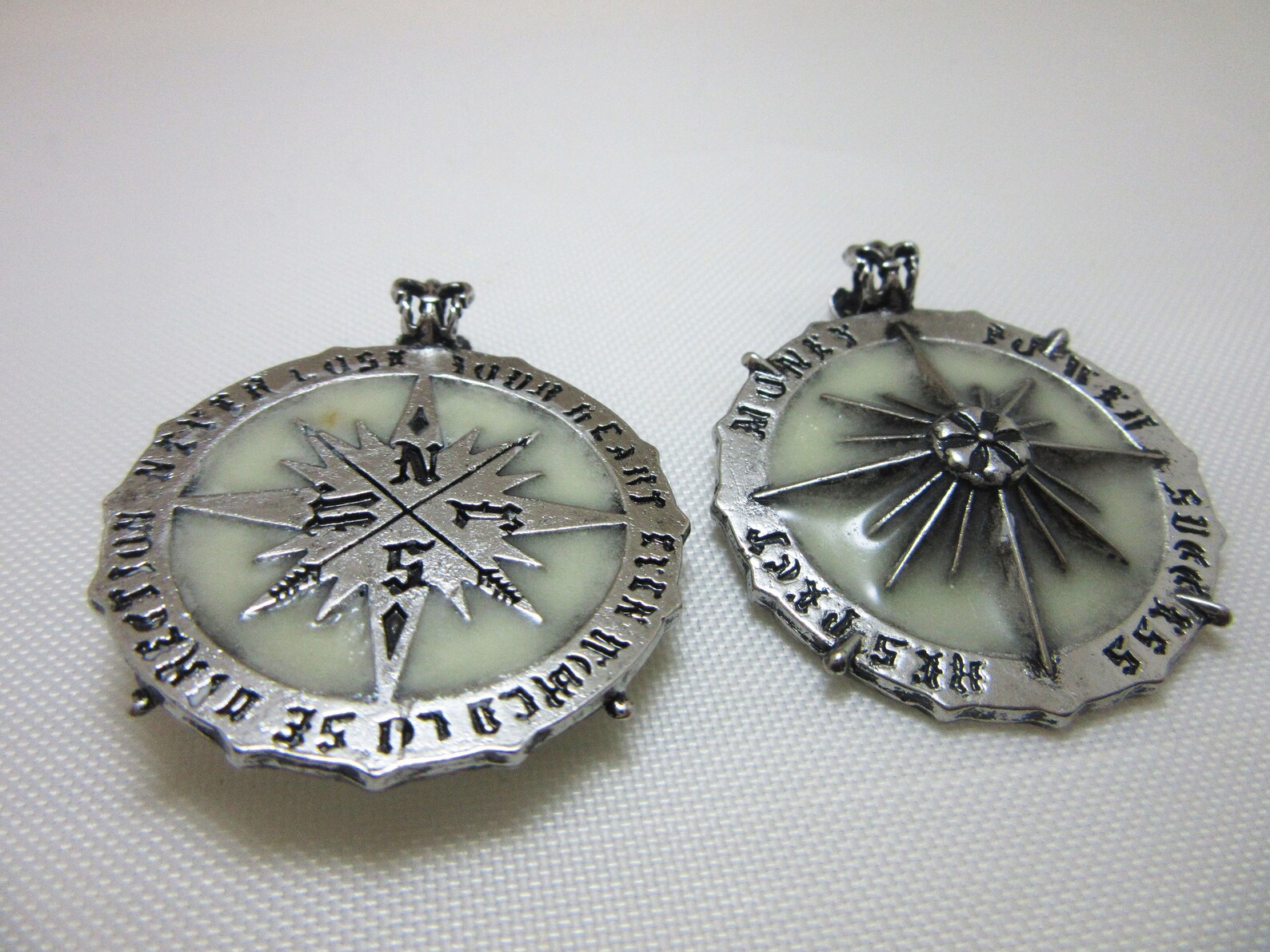 Compass Pendant / Men's Necklace /glow in the Dark - Etsy