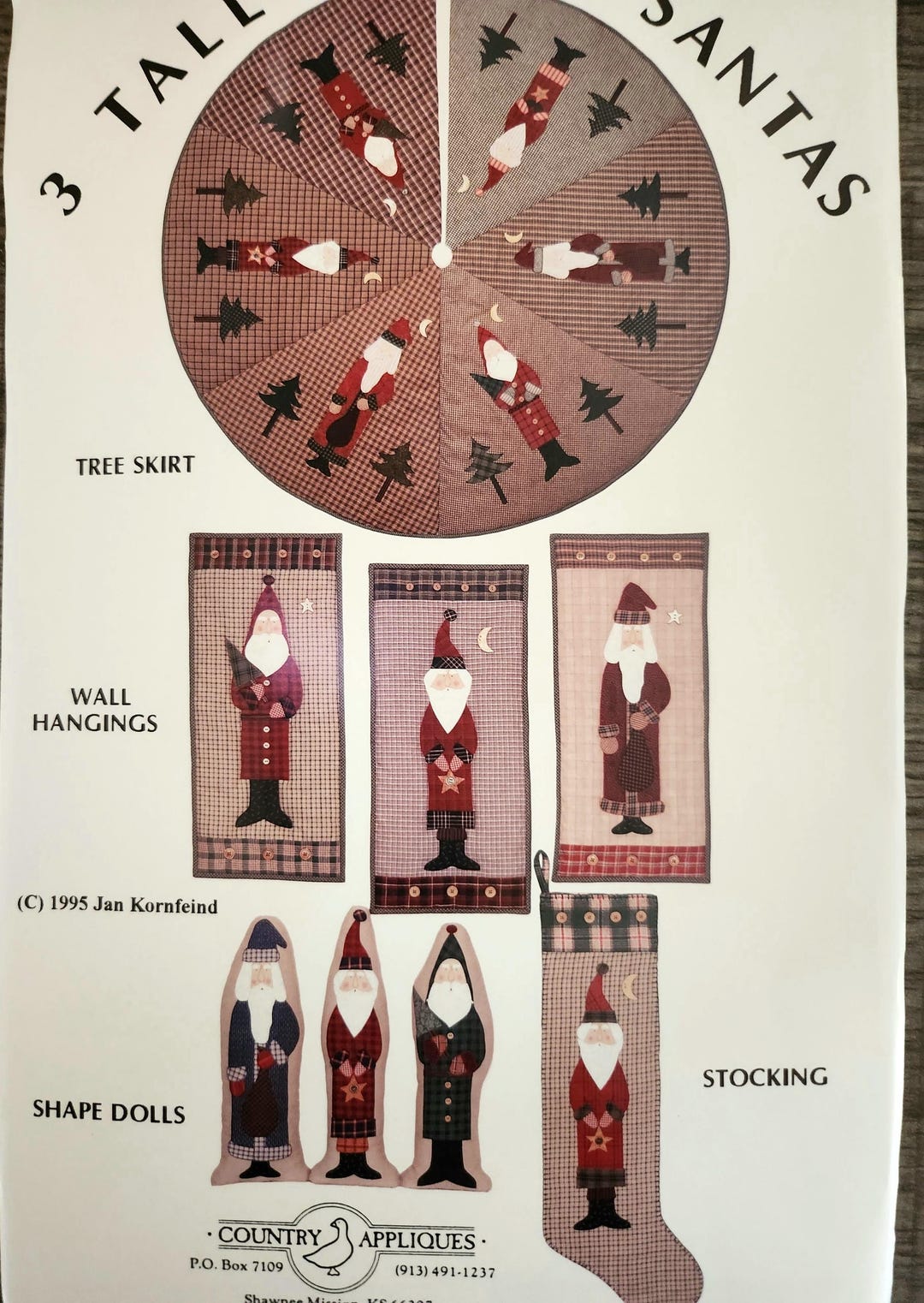 Christmas Santa Sewing Patterns: Tree Skirt, Wall Hanging, Dolls ...