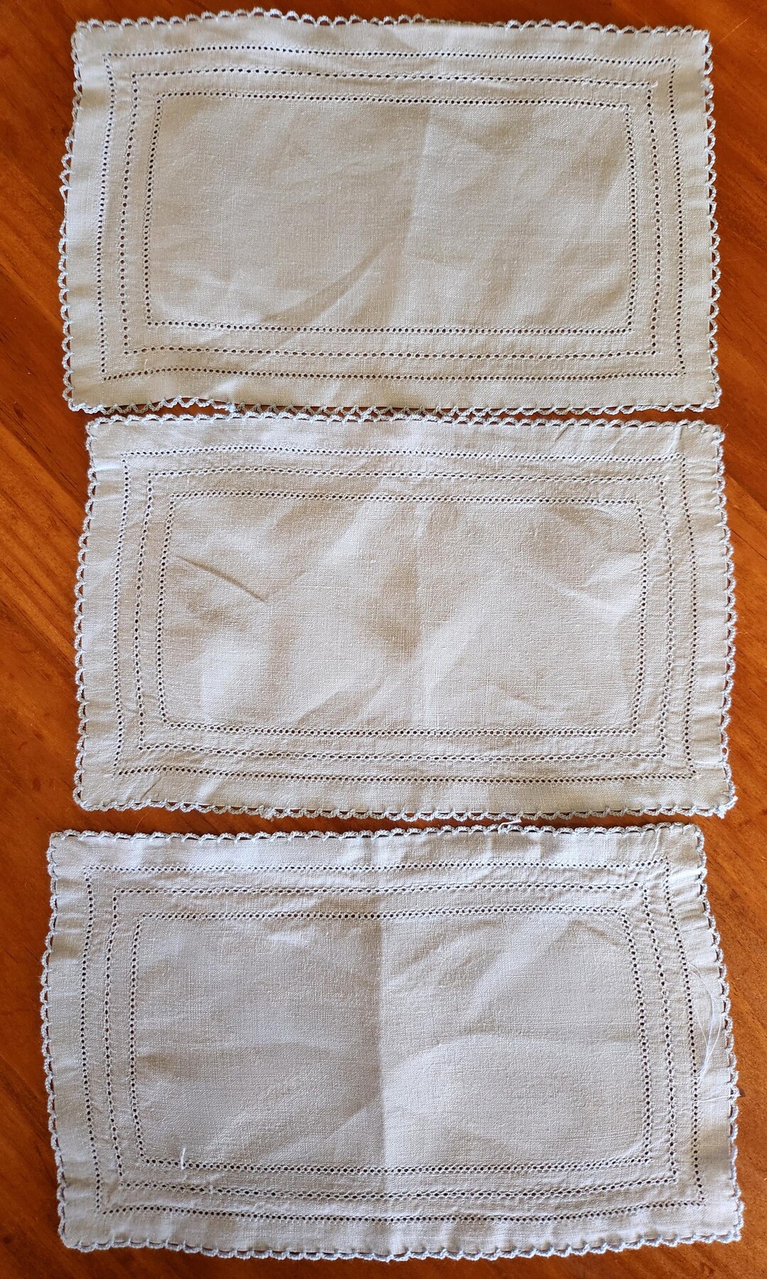 Doilie Set (3) Light Blue Vintage Pattern 8 by 5 Inch Fancy Edging - Etsy