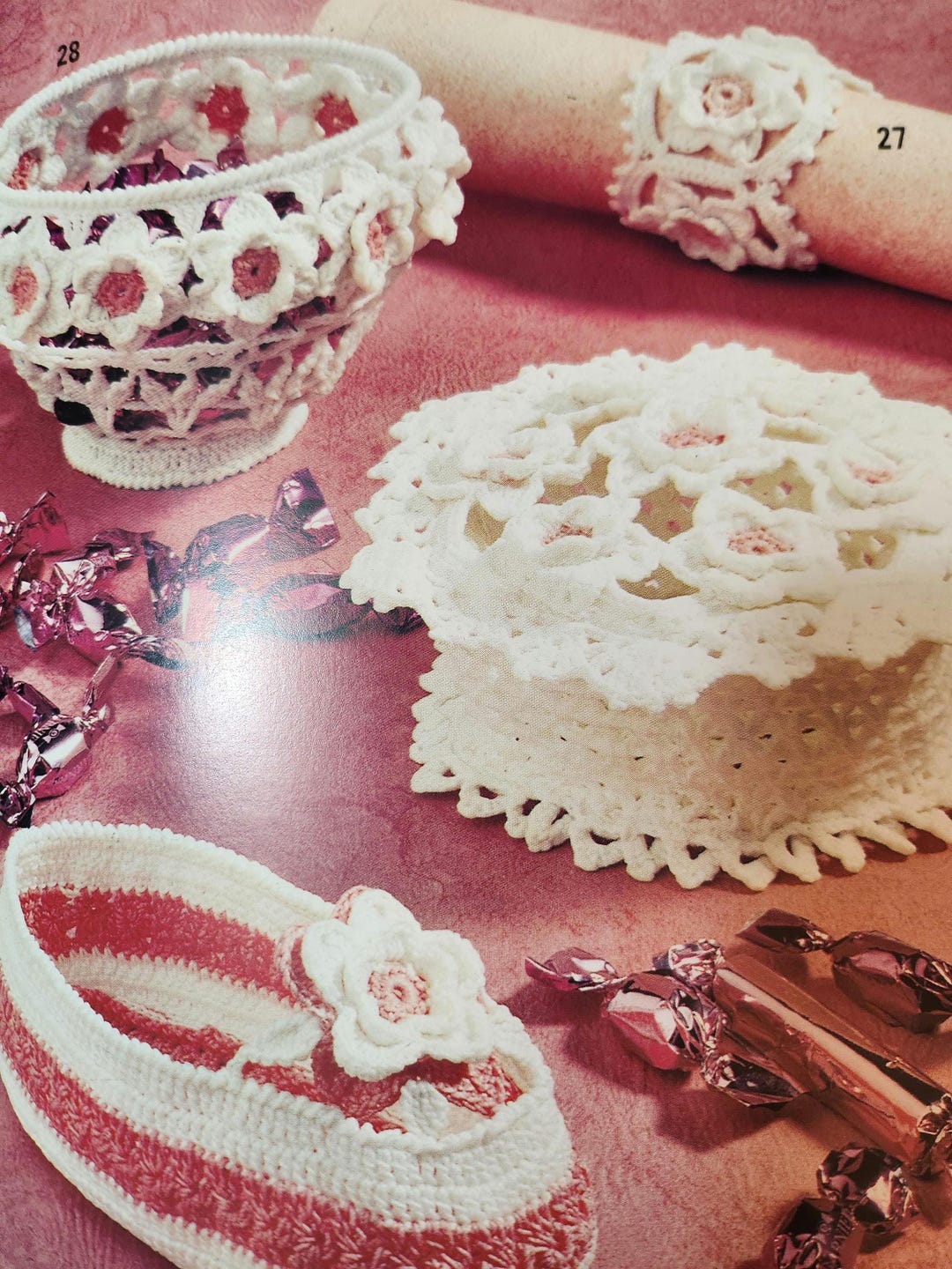 Mini Crochet Treasury of Patterns for Gifts for All Occasions: Vase ...