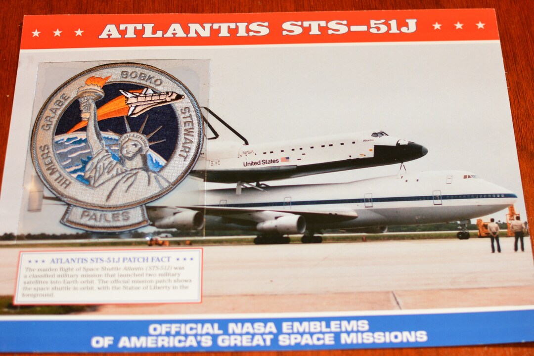 Space Shuttle Atlantis maiden Flight STS-51J DISCONTINUED Mint NASA Space Mission Patch W ...