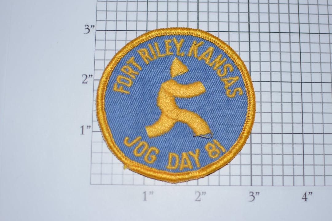 Fort Riley Kansas Jog Day 81 1981 Sew-on Vintage Patch Military Vet ...