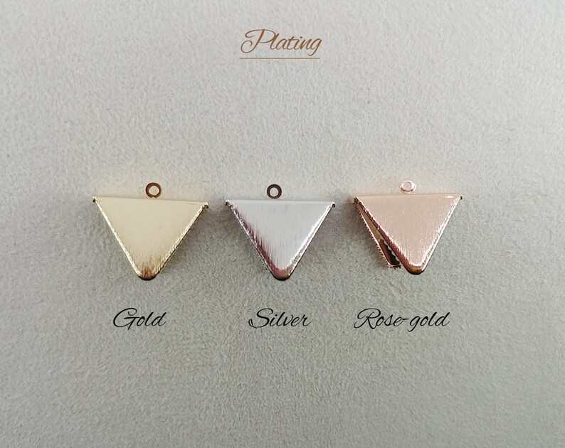 10 Pcs - 20mm Brushed Triangle CAP With Lace Edge, Gold Plating ...