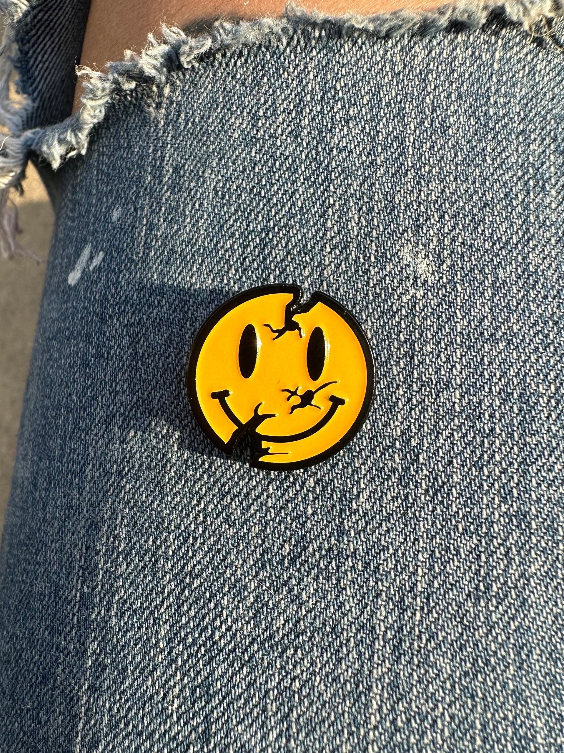 Smiley Face Pin Broken/ Smile Pin/ Sad Face Pin/ Smiley Enamel Pin - Etsy