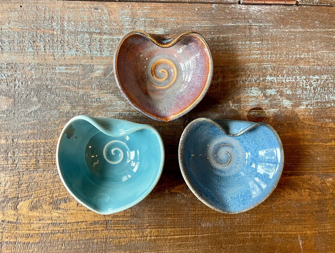 Handmade Pottery Bowls. Set of 3 Different Color Bowls. Brides - Etsy