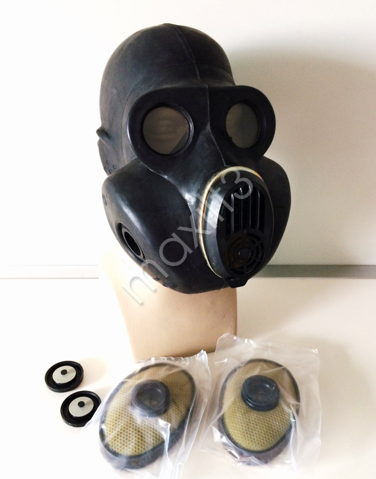 Vintage Black Gas Mask PBF EO-19 Gas Mask Costume Gas Mask Art Making ...