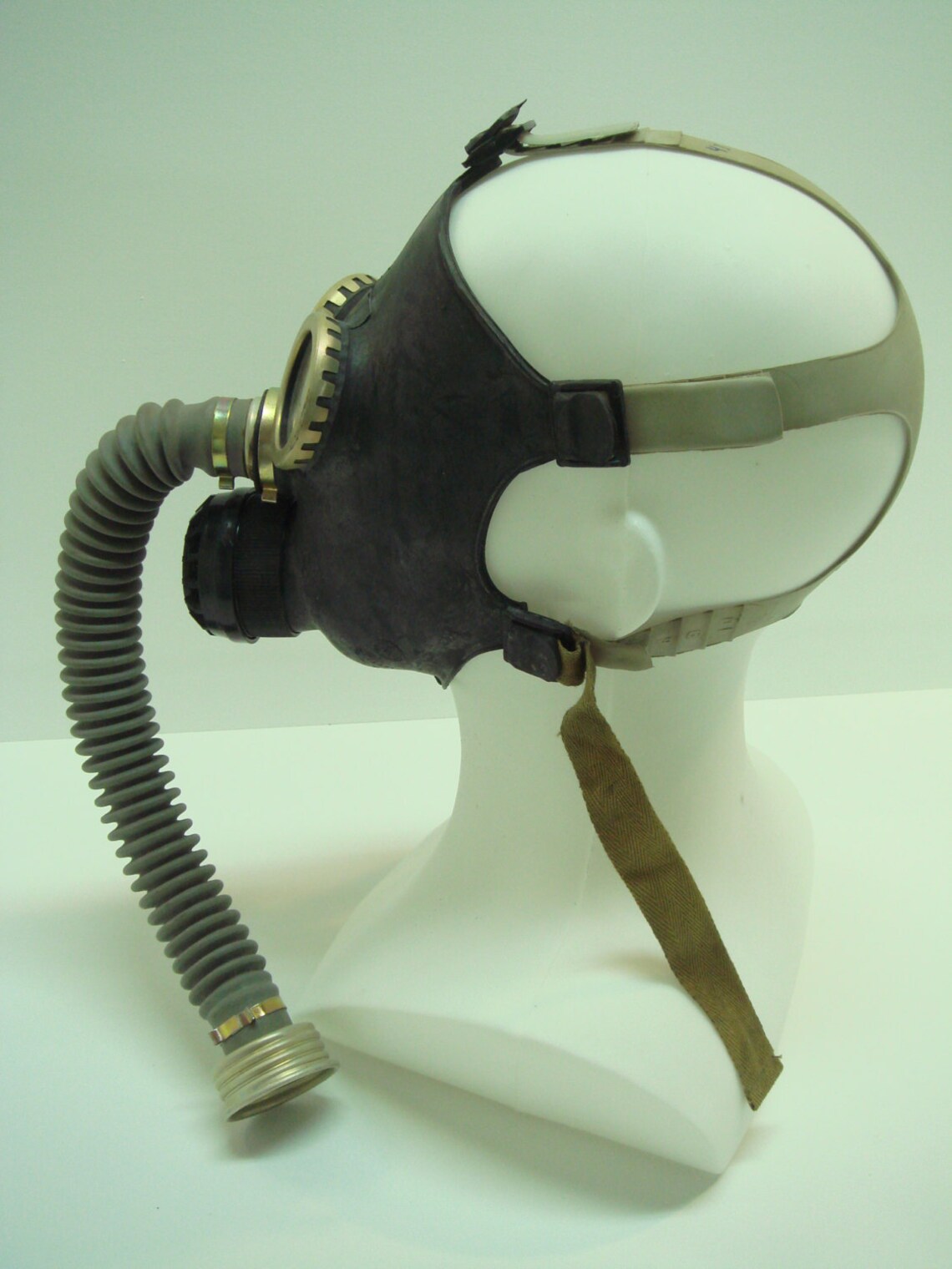 Vintage Gas Mask XSMALL Gas Mask PDF Size 1 Gas Mask With Hose - Etsy