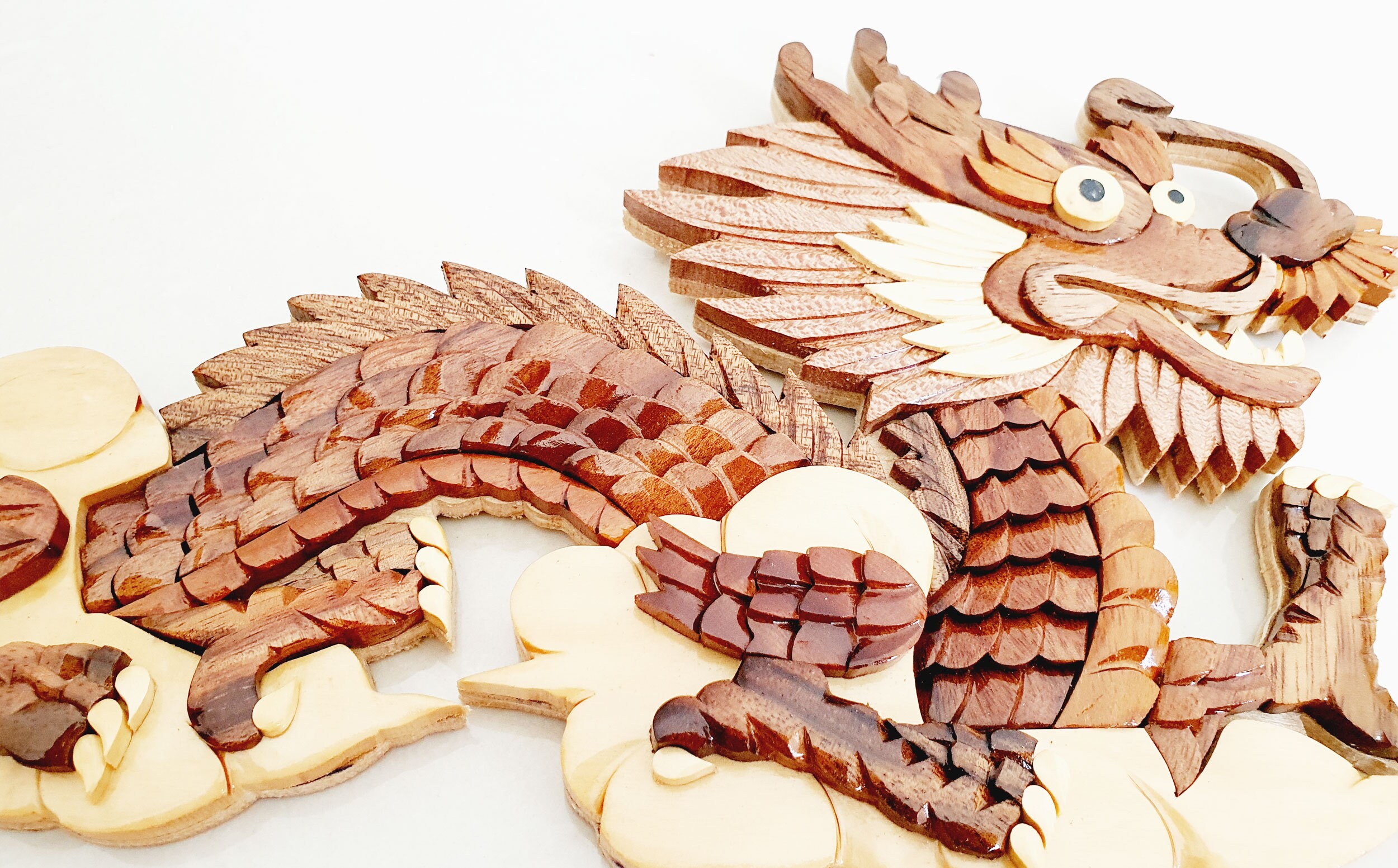 Hand Crafted 3 Dimensional Intarsia Wood Art Intarsia Couple THE DRAGON ...