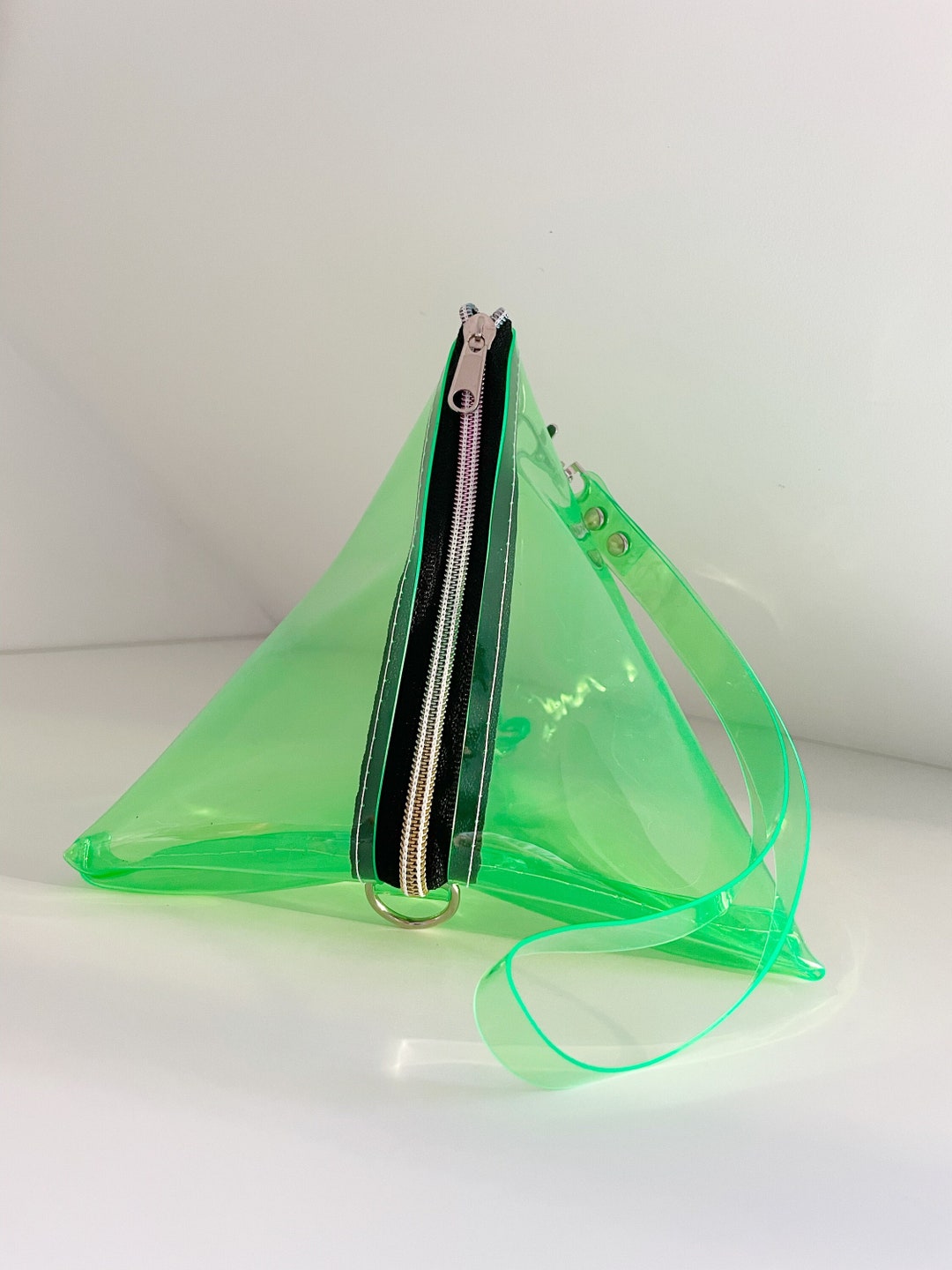 Pyramid Zipper Pouch Triangle Makeup Bag Gym Girl Accessory Geometric ...
