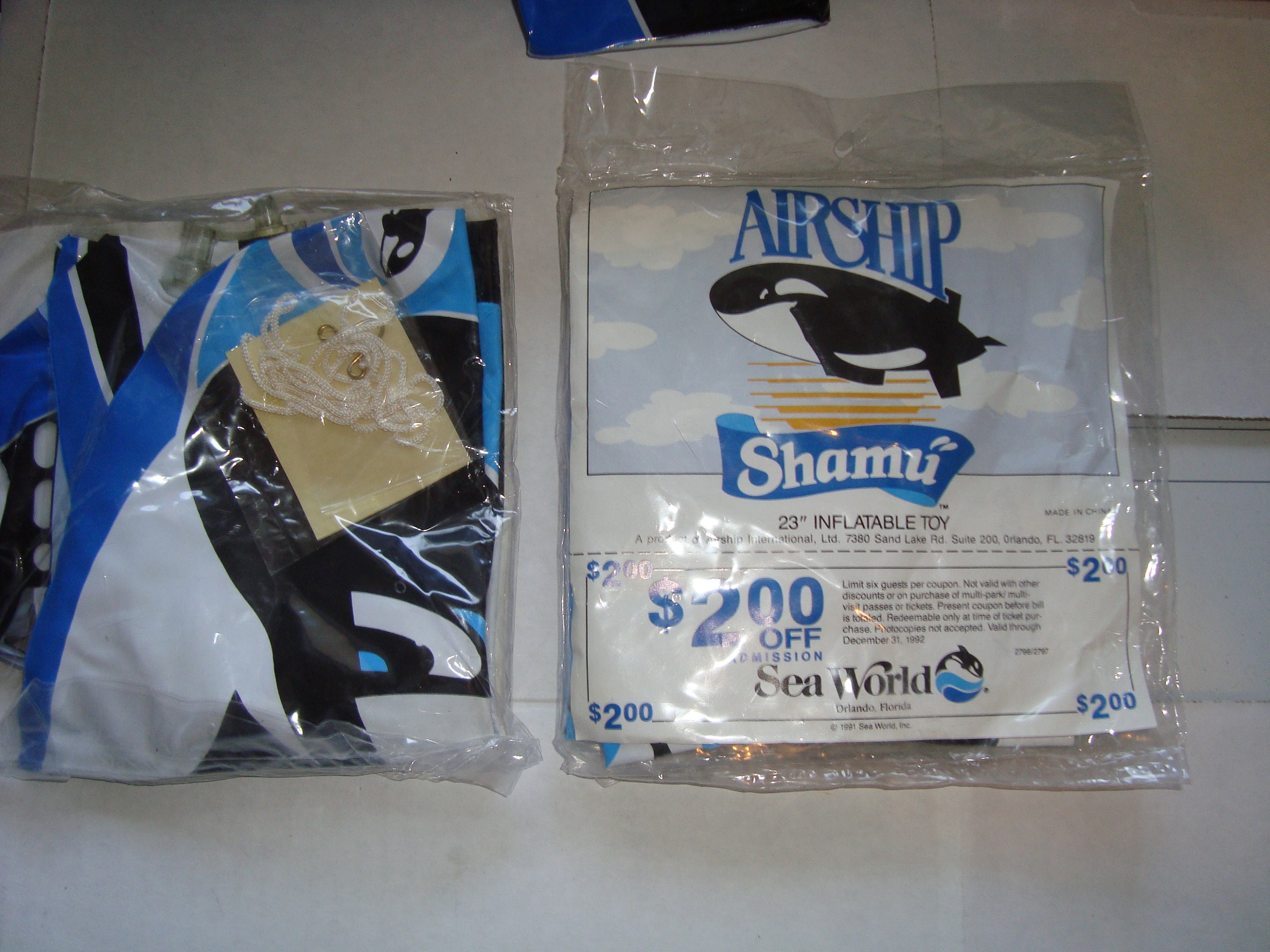 10 Vintage Sea World Inflatable Shamu Aprox 23 Inch Circa 1980 New in ...