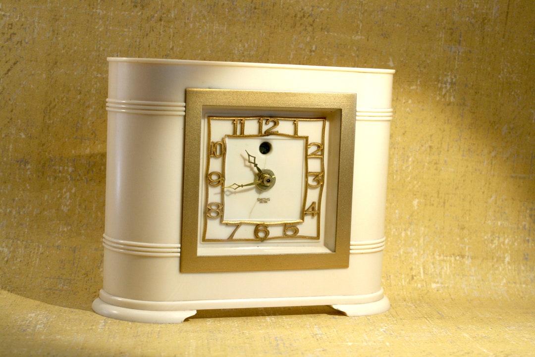 Smith Sectric Art Deco White Mantel Clock, Bakelite, 30s / 40s - Etsy UK
