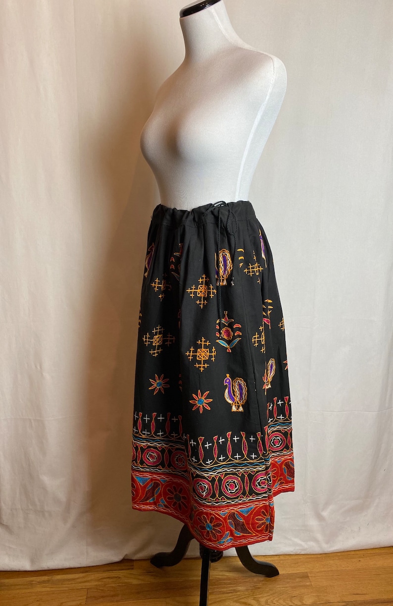 Vintage Peasant Skirt~ Hand Embroidered Birds Design Black 100% Cotton ...