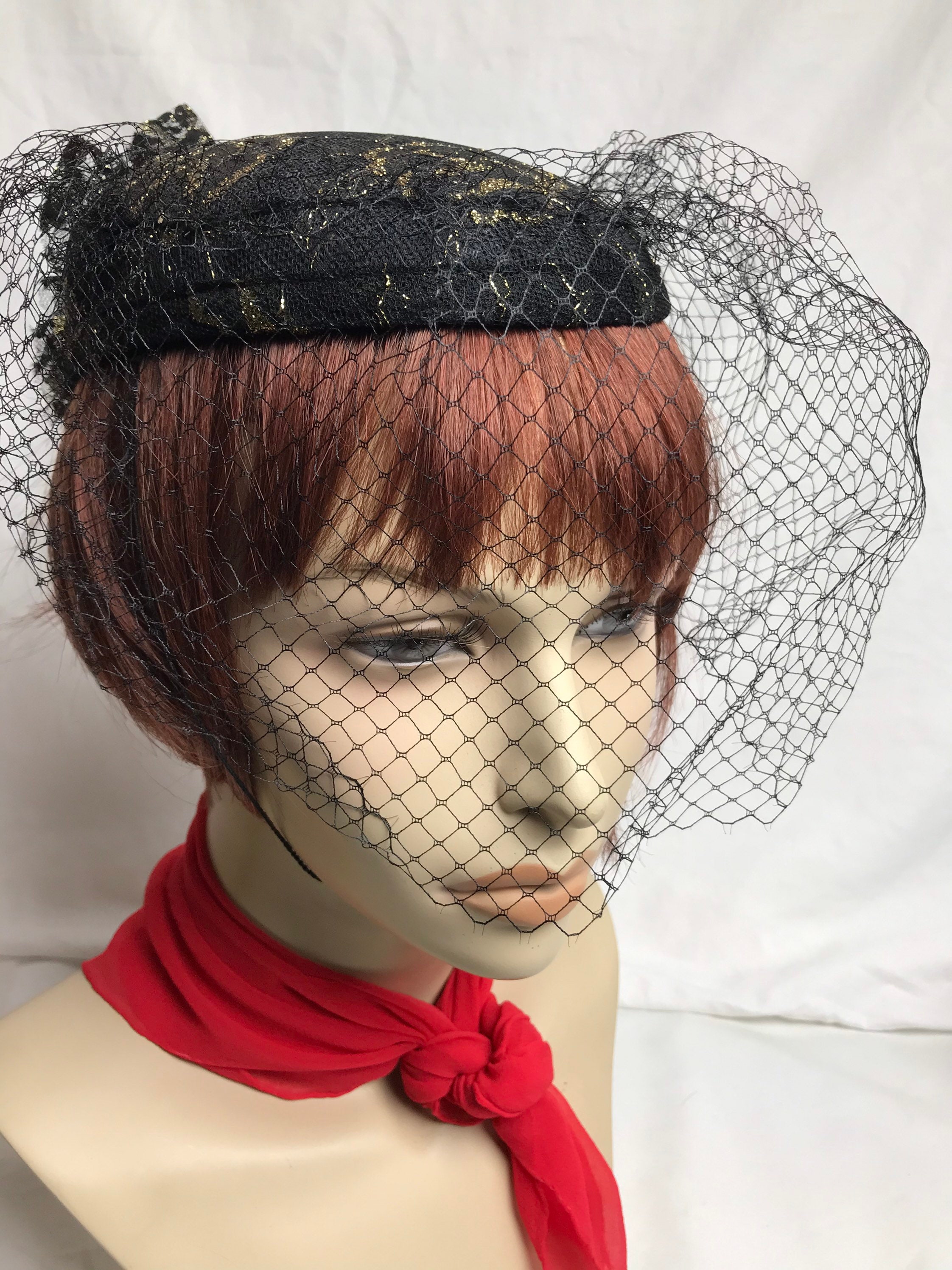 50’s Veiled Mini Hat~ Fascinator Style~ Black & Gold~ Pinup Rockabilly ...