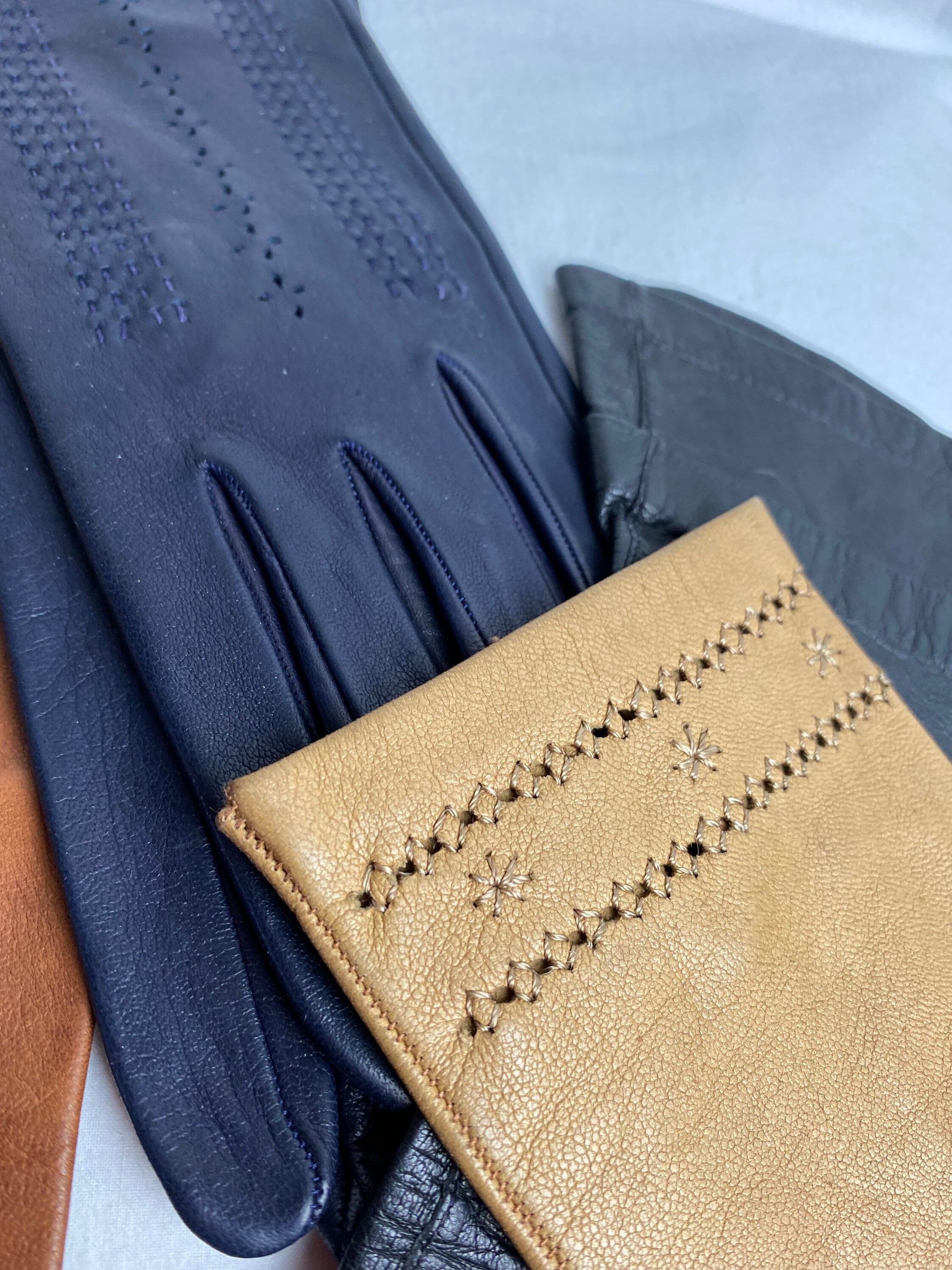 Vintage soft leather gloves buff camel color woven/ eyelet | Etsy